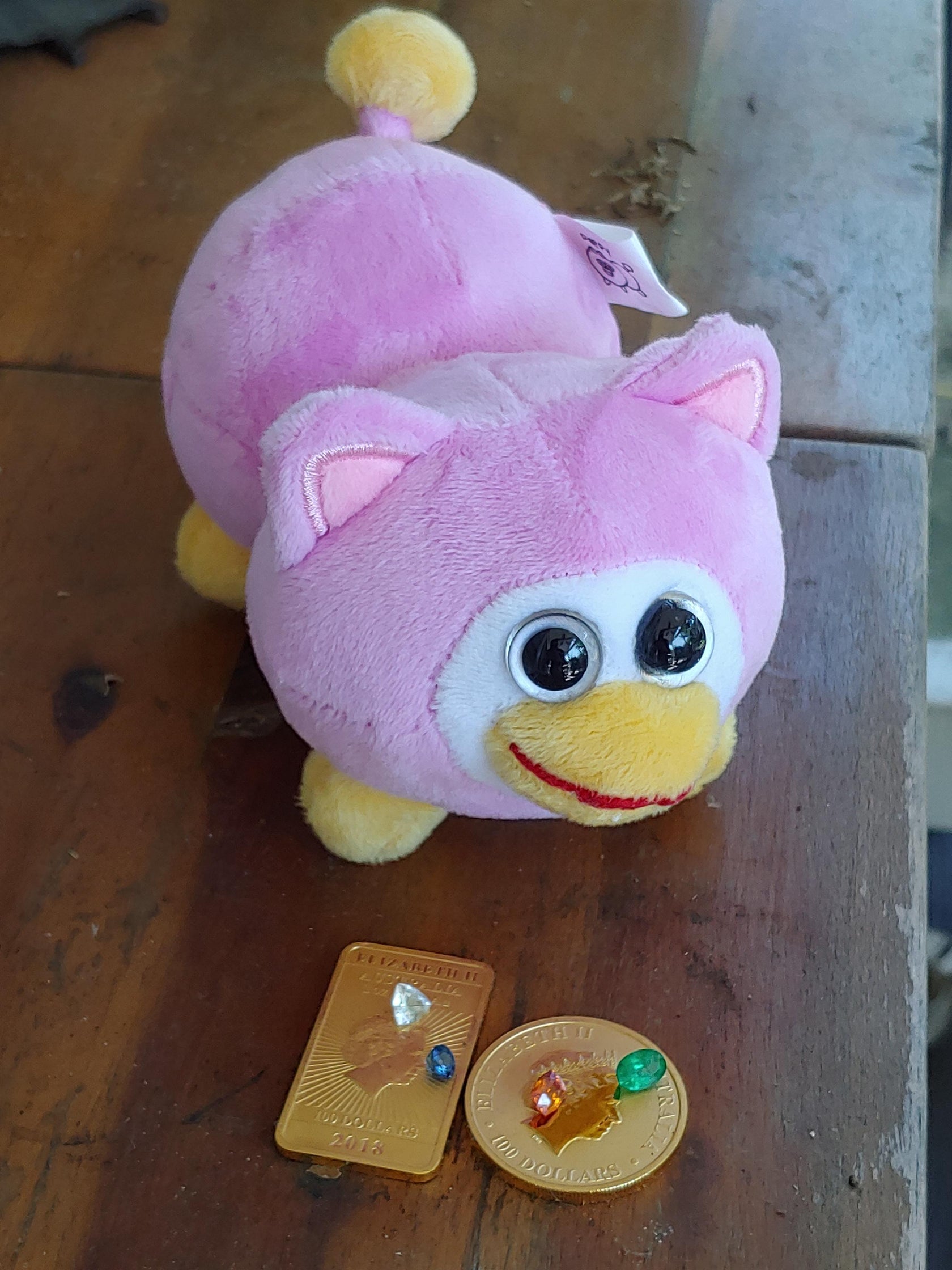 Peepy Archive – Item Label